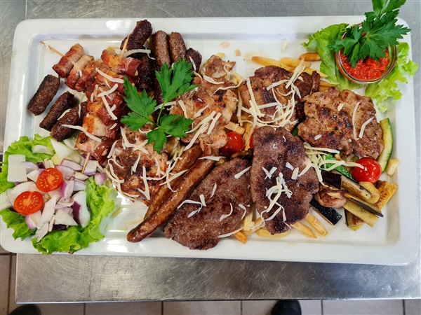 Gastro fantaziju donosi MAKEDONSKI MERAK u Zagrebu! Uz bogatu ROŠTILJ ...