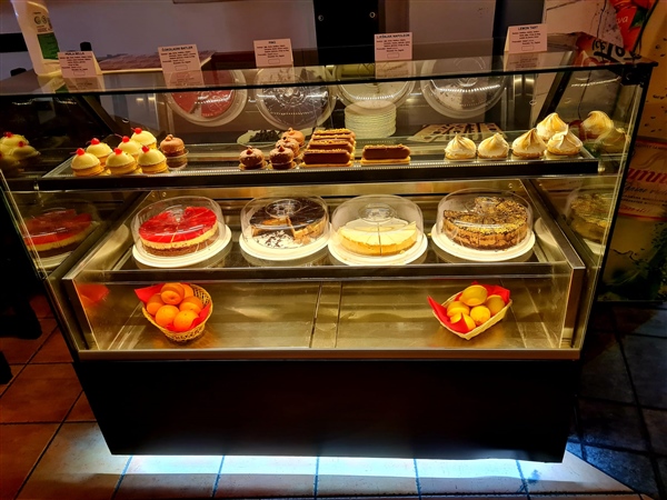 Gastro fantaziju donosi MAKEDONSKI MERAK u Zagrebu! Uz bogatu ROŠTILJ ...